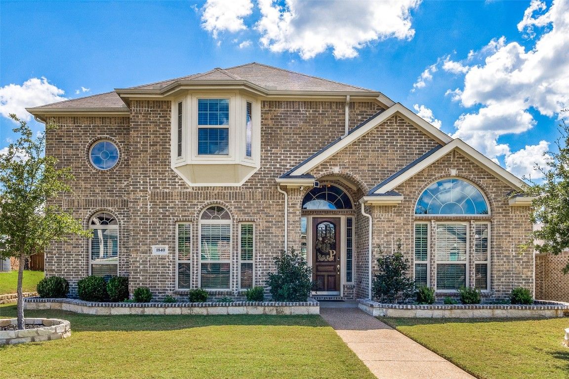 1840 River Run Dr, Desoto, TX 75115 - See Est. Value, Schools & More