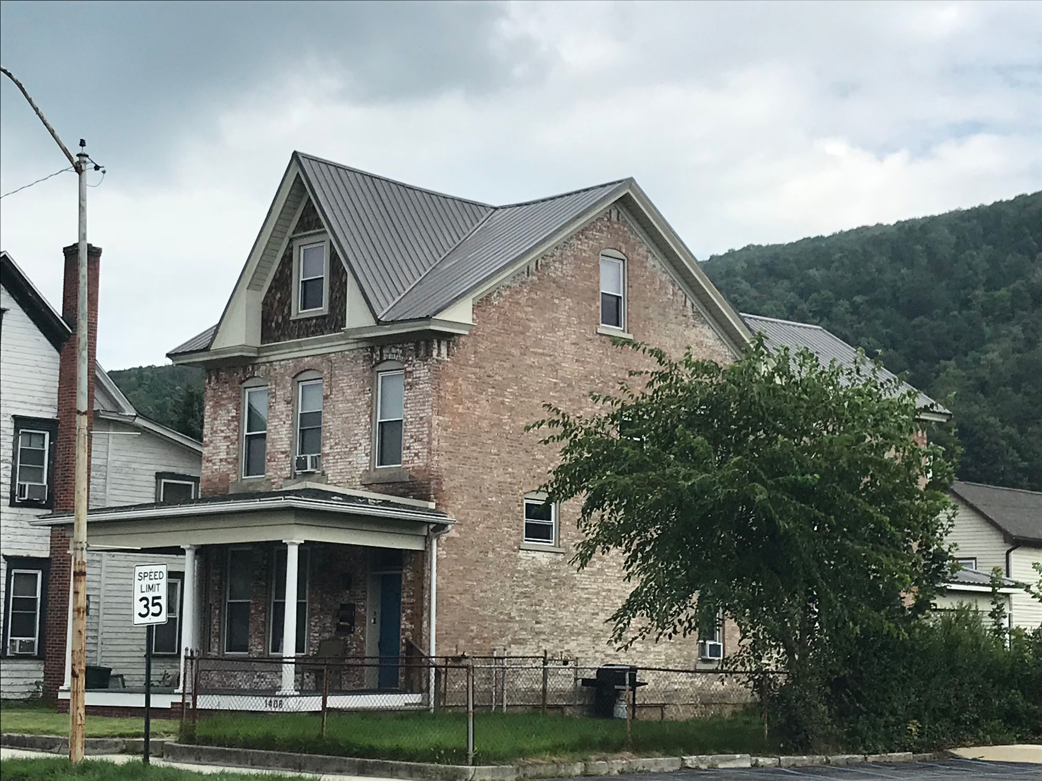 1408 Pennsylvania Avenue - Tyrone, PA | Trulia