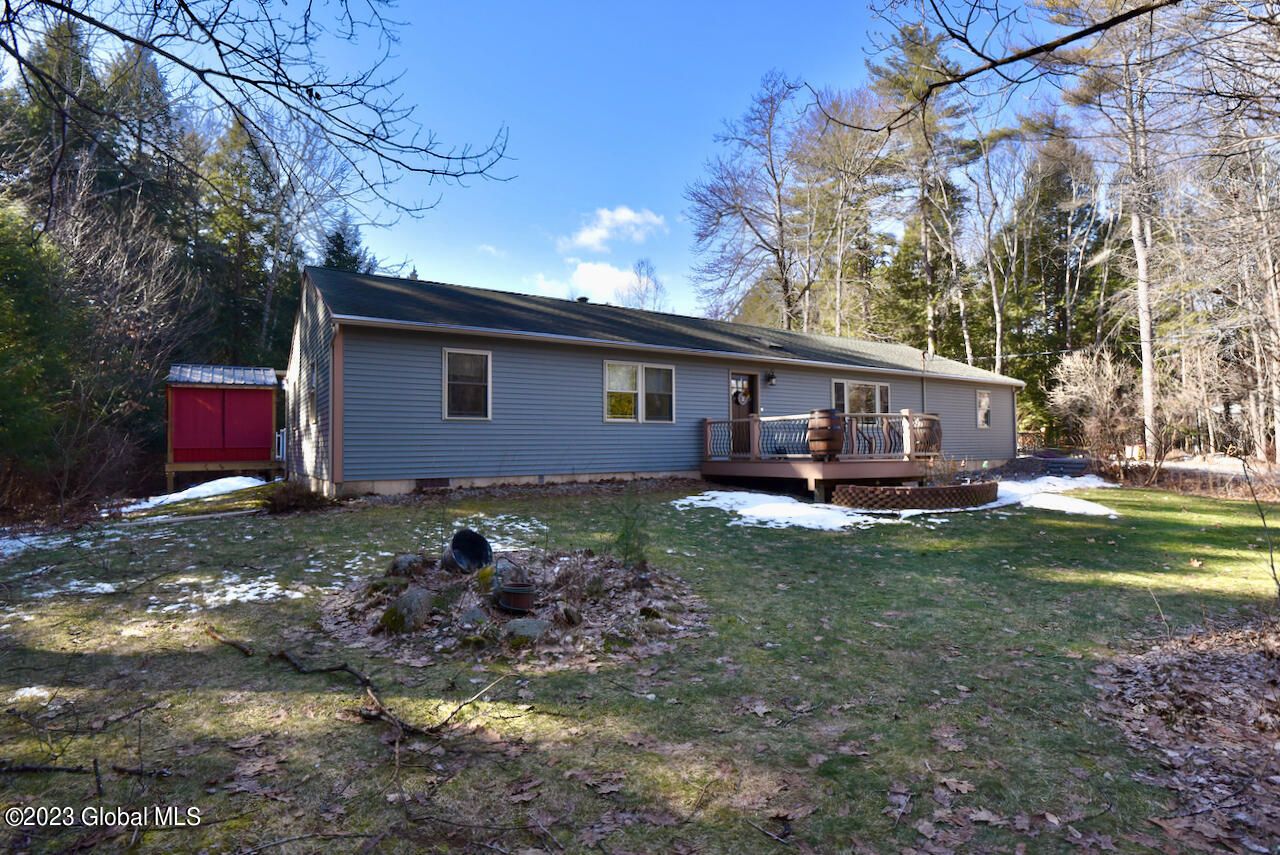 44 Russell Road, Greenfield Center, NY 12833 - See Est. Value, Schools ...