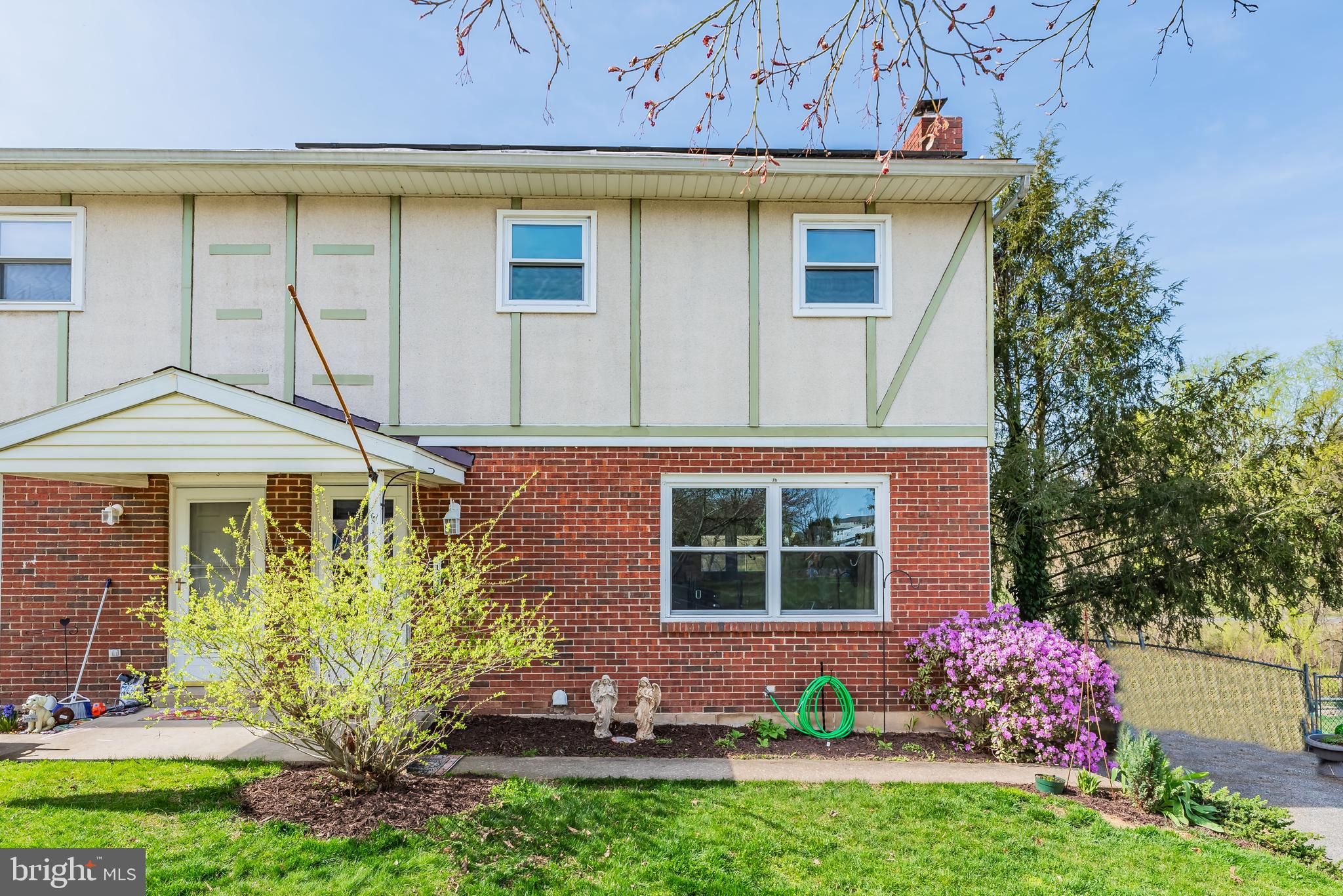 124 Faith Cir, Carlisle, PA 17013 - See Est. Value, Schools & More
