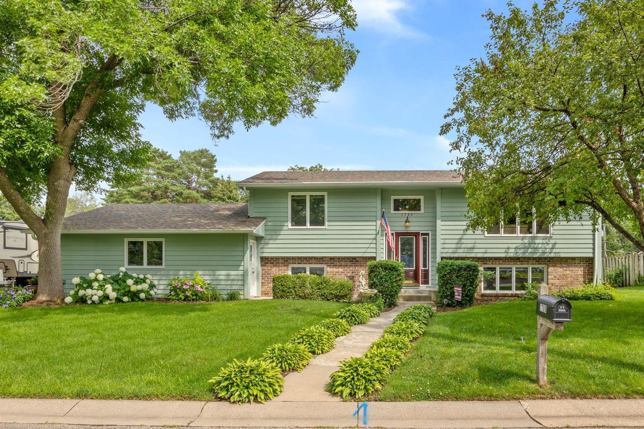 1700 Canary Ln, Mound, MN 55364 - See Est. Value, Schools & More