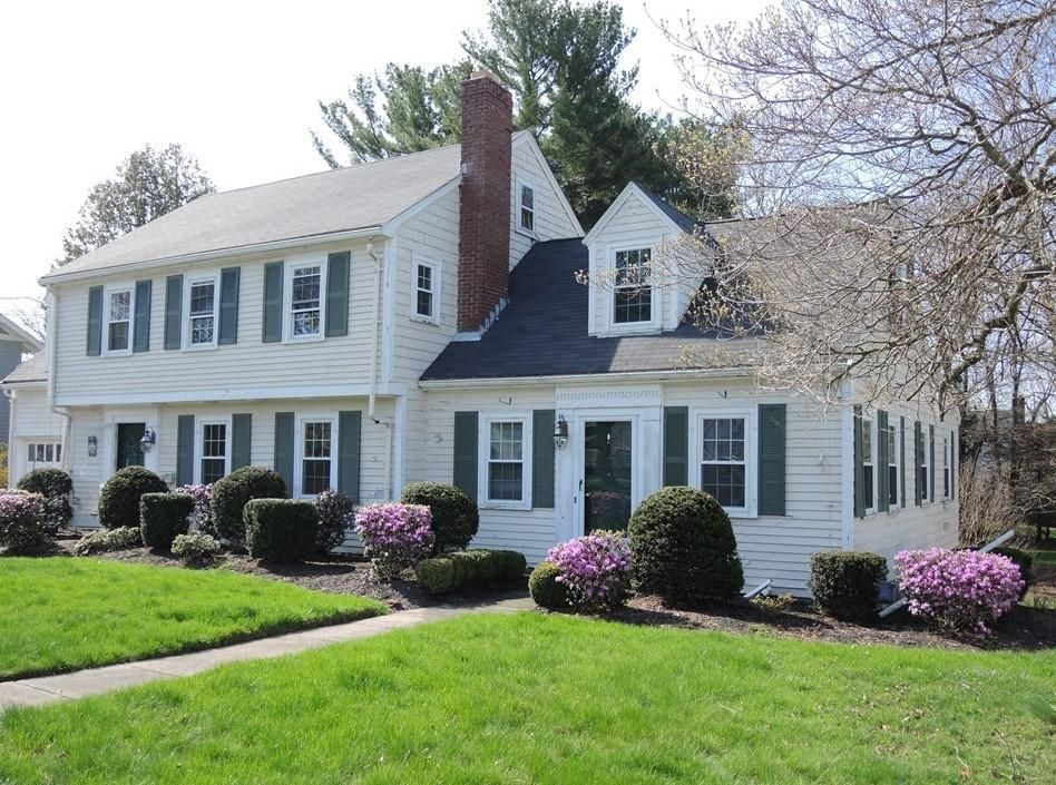 160 Great Plain Ave, Needham, MA 02492 - See Est. Value, Schools & More