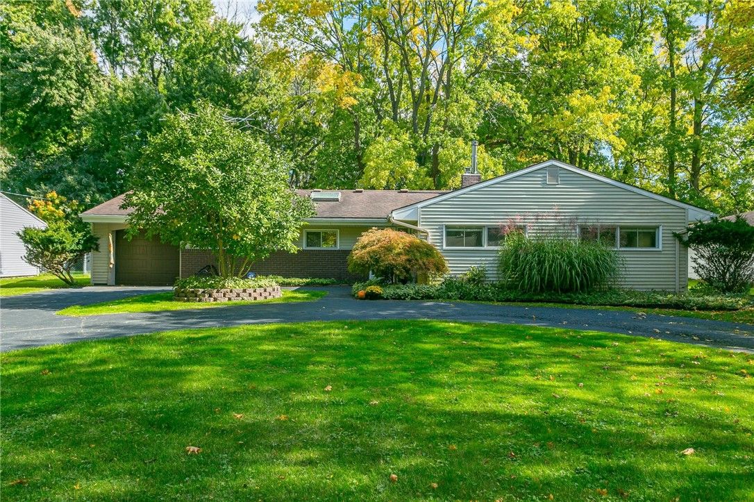 308 Hemingway Dr, Rochester, NY 14620 - See Est. Value, Schools & More