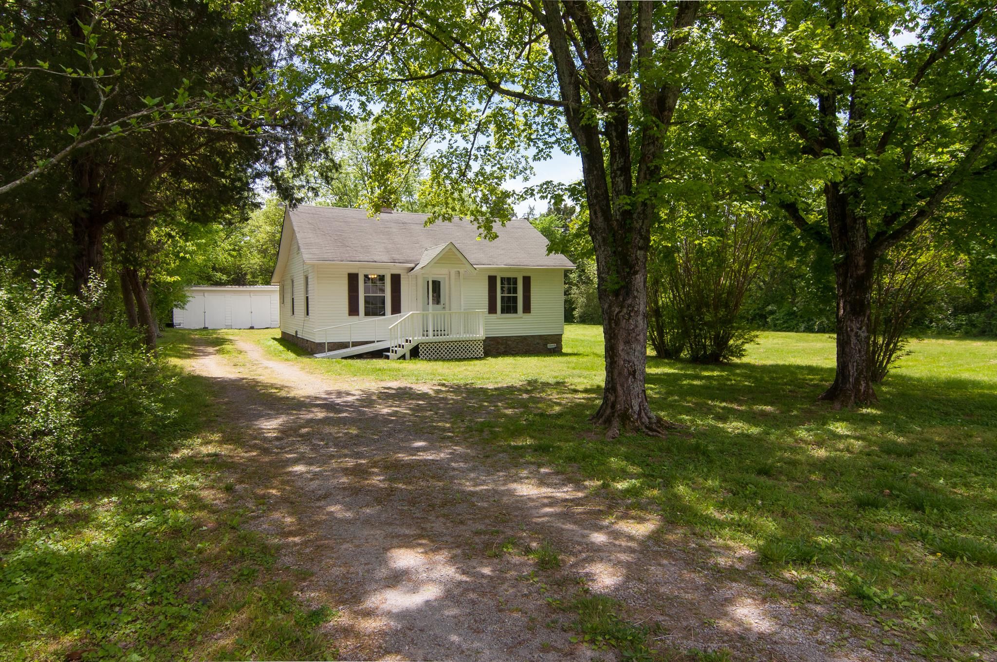 4455 Cato Rd, Nashville, TN 37218 - See Est. Value, Schools & More