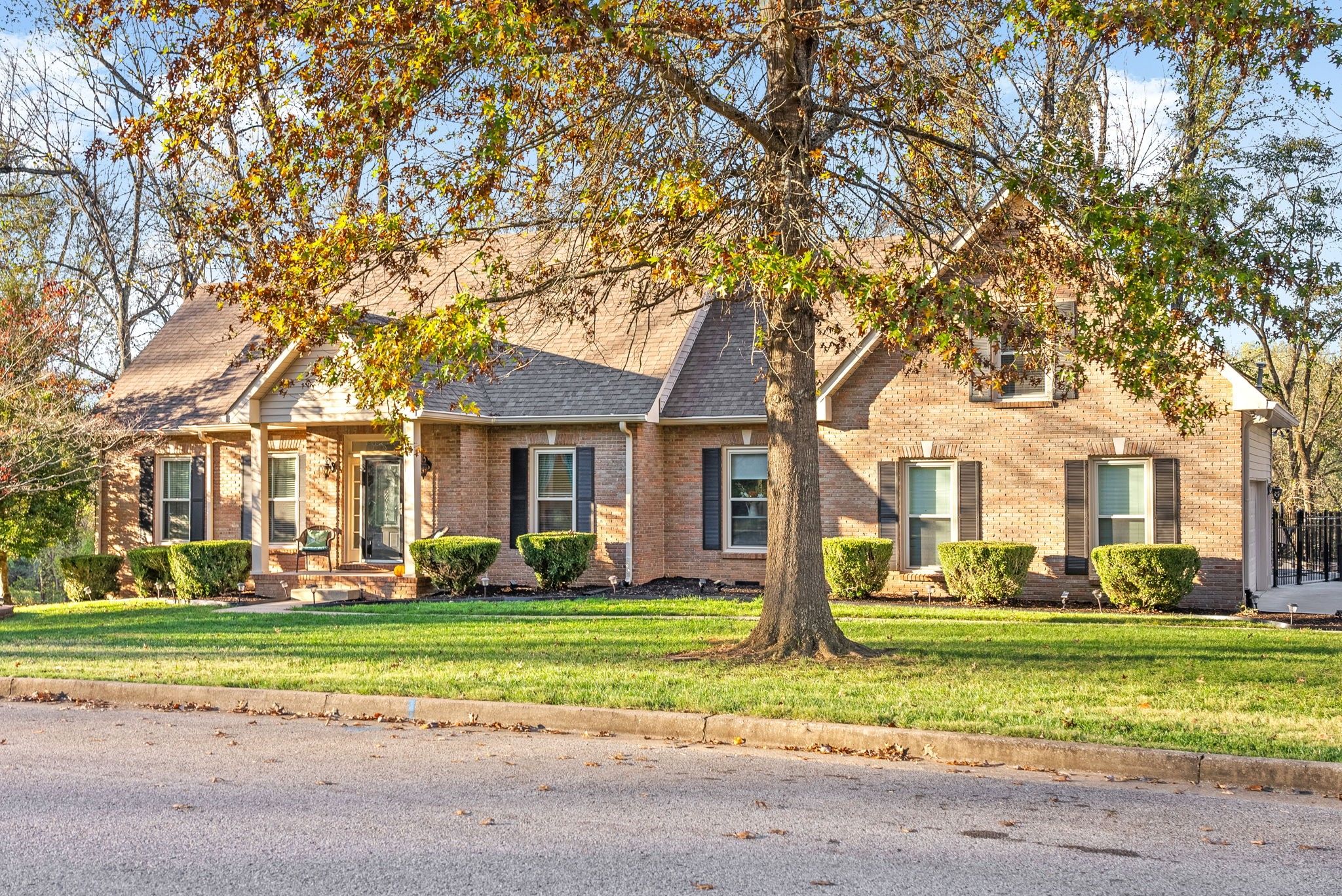 2811 Wimbledon Ct, Clarksville, TN 37043 - See Est. Value, Schools & More