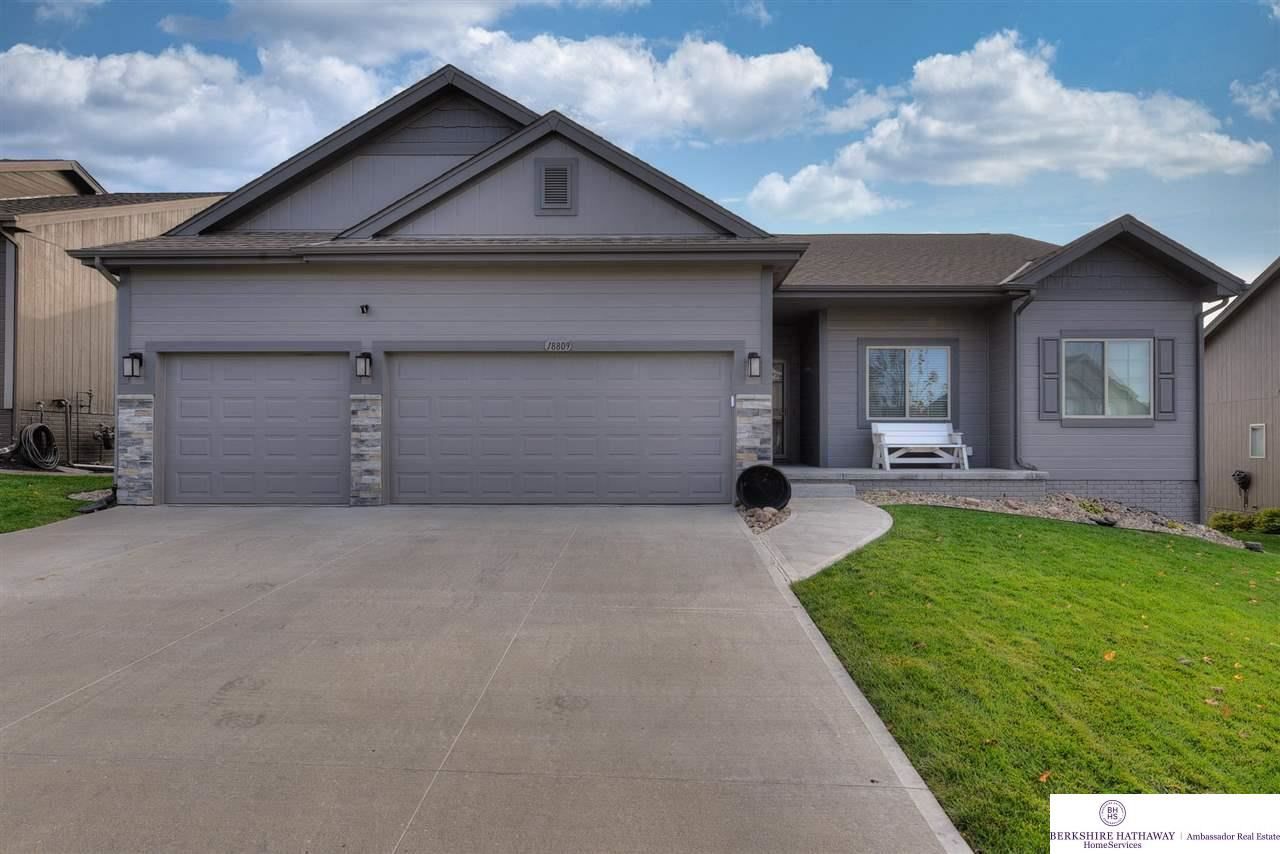 18809 Briar St, Omaha, NE 68136 - See Est. Value, Schools & More