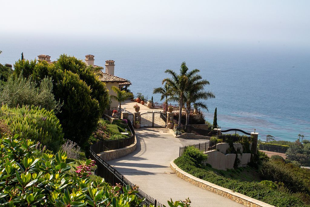 4440 Encinal Canyon Rd, Malibu, CA 90265 - See Est. Value, Schools & More