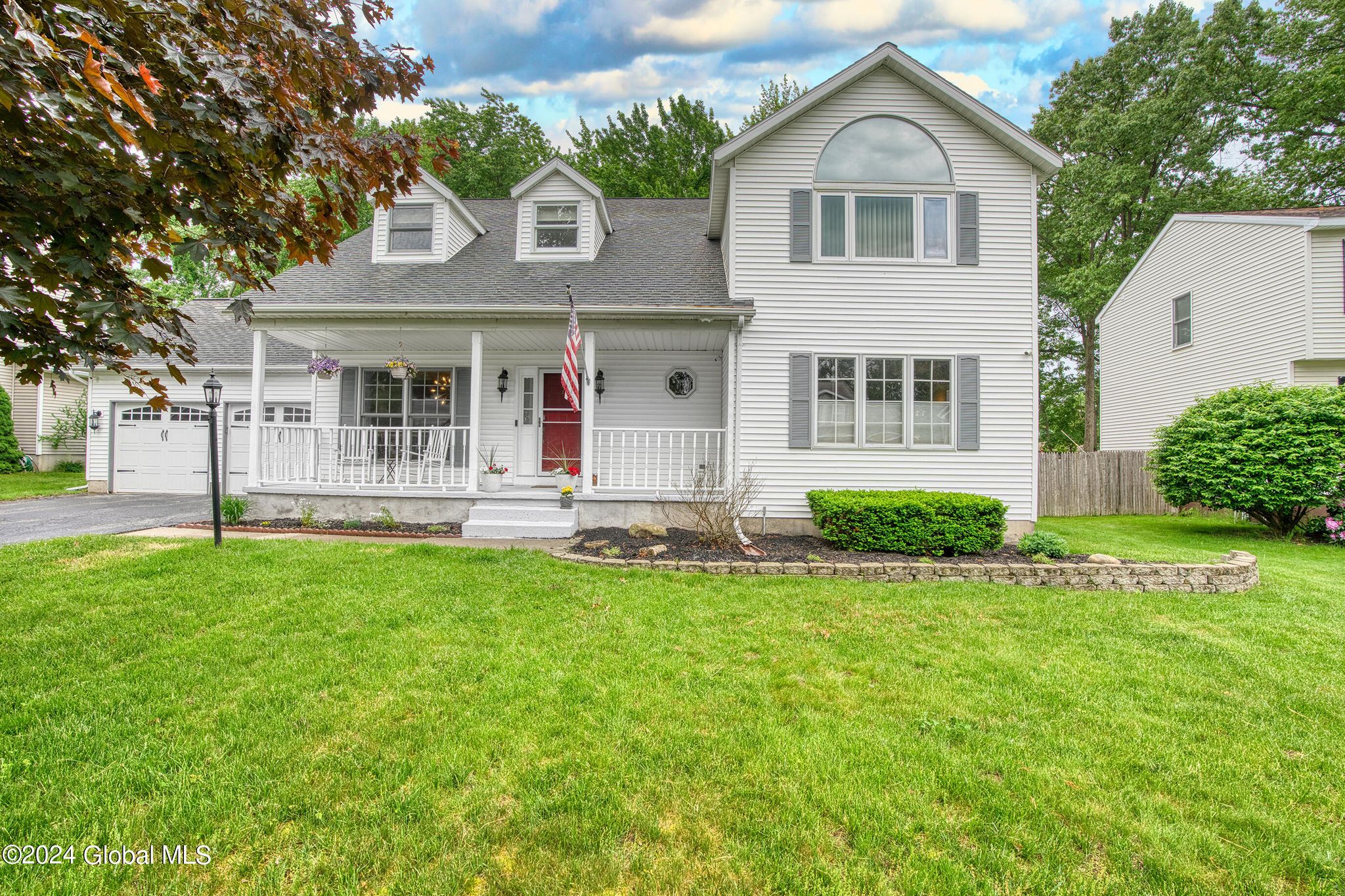 7 Barrington Court, Niskayuna, NY 12309 - See Est. Value, Schools & More