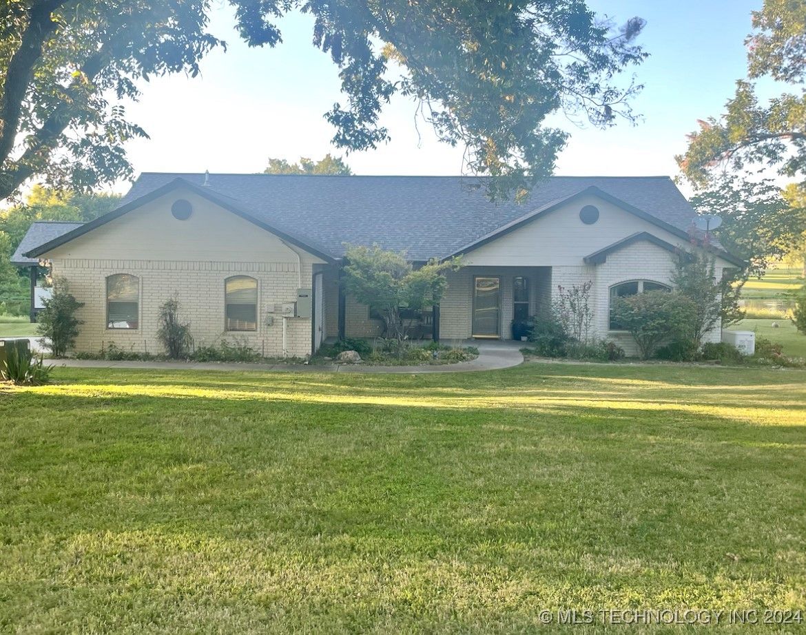 104 N Garrison Cir, Fort Gibson, OK 74434 - See Est. Value, Schools & More