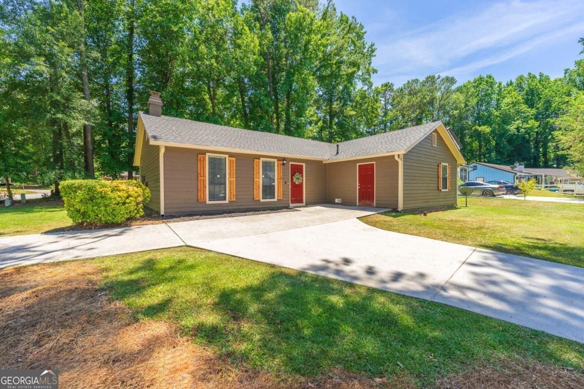 6908 Hickory Log Rd, Mableton, GA 30168 - See Est. Value, Schools & More