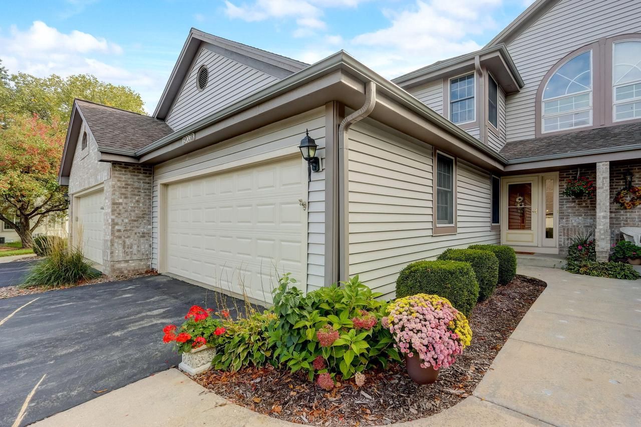 1903 Springbrook NORTH North UNIT B, Waukesha, WI 53186 - See Est ...