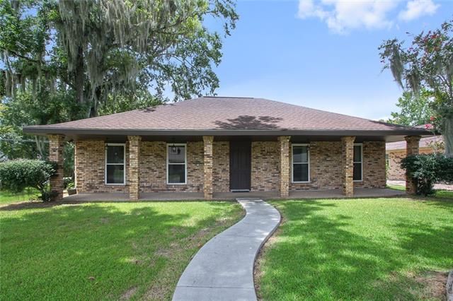 320 Monsanto Ave, Luling, LA 70070 - See Est. Value, Schools & More