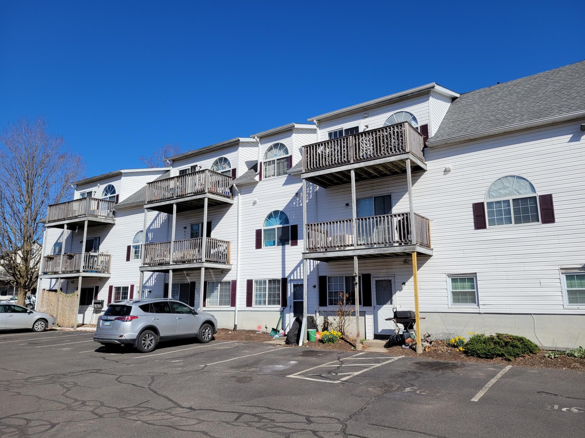 10 Agney Ave #2D, Plymouth, CT 06786 - See Est. Value, Schools & More