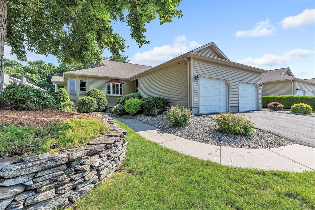 106 Pine Grove Dr #106, South Hadley, MA 01075 - See Est. Value ...