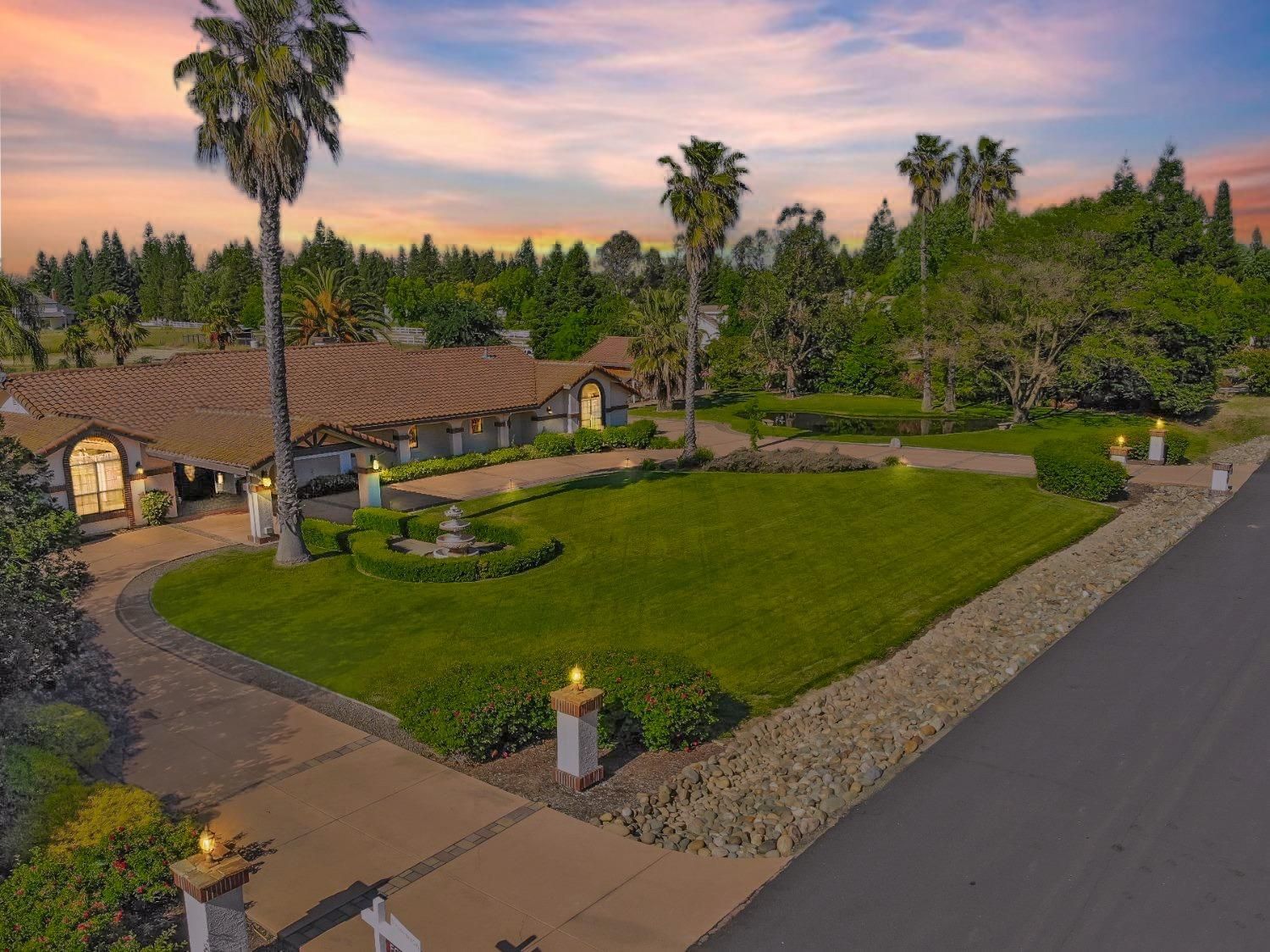 10329 Linscott Ct, Elk Grove, CA 95624 - See Est. Value, Schools & More