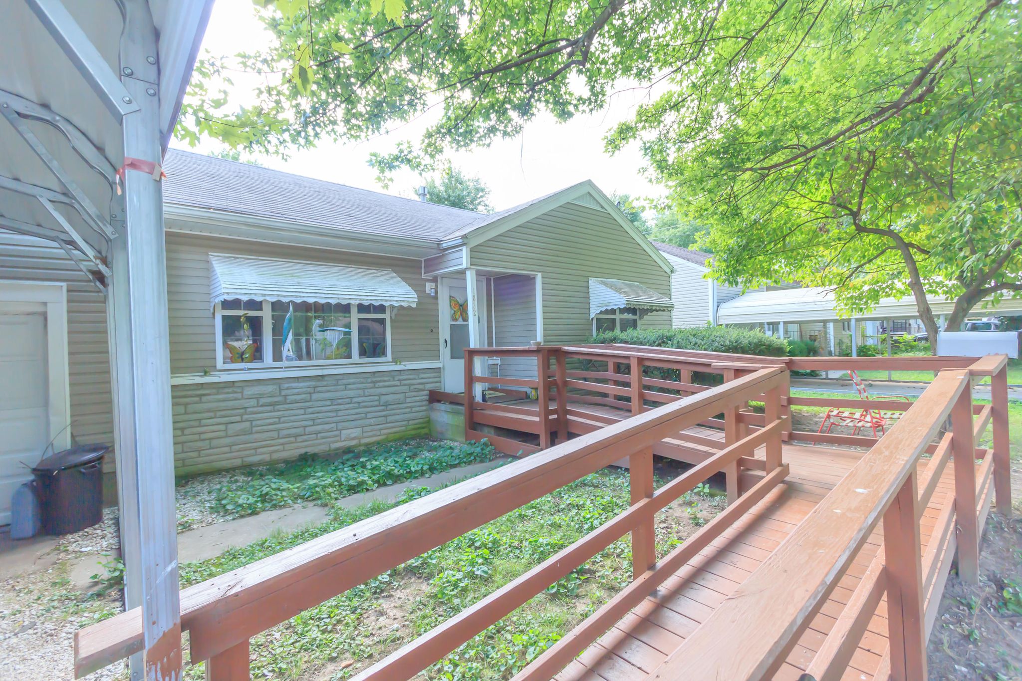 1832 S Kimbrough Ave, Springfield, MO 65807 - See Est. Value, Schools & More