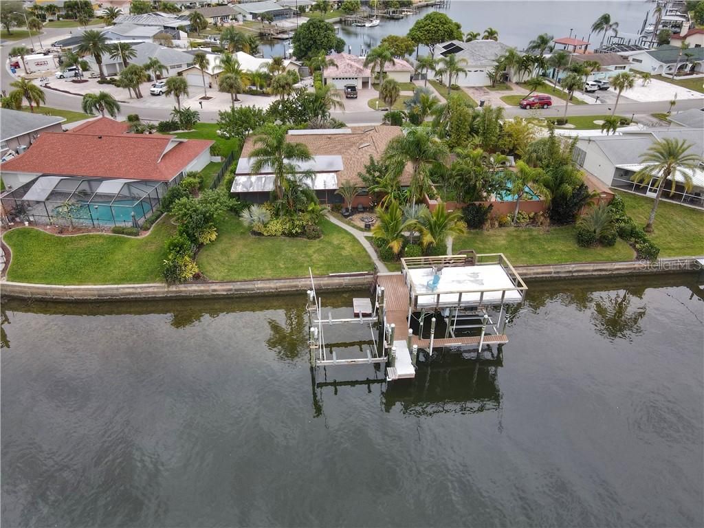 6415 Lake Sunrise Dr, Apollo Beach, FL 33572 - See Est. Value, Schools ...