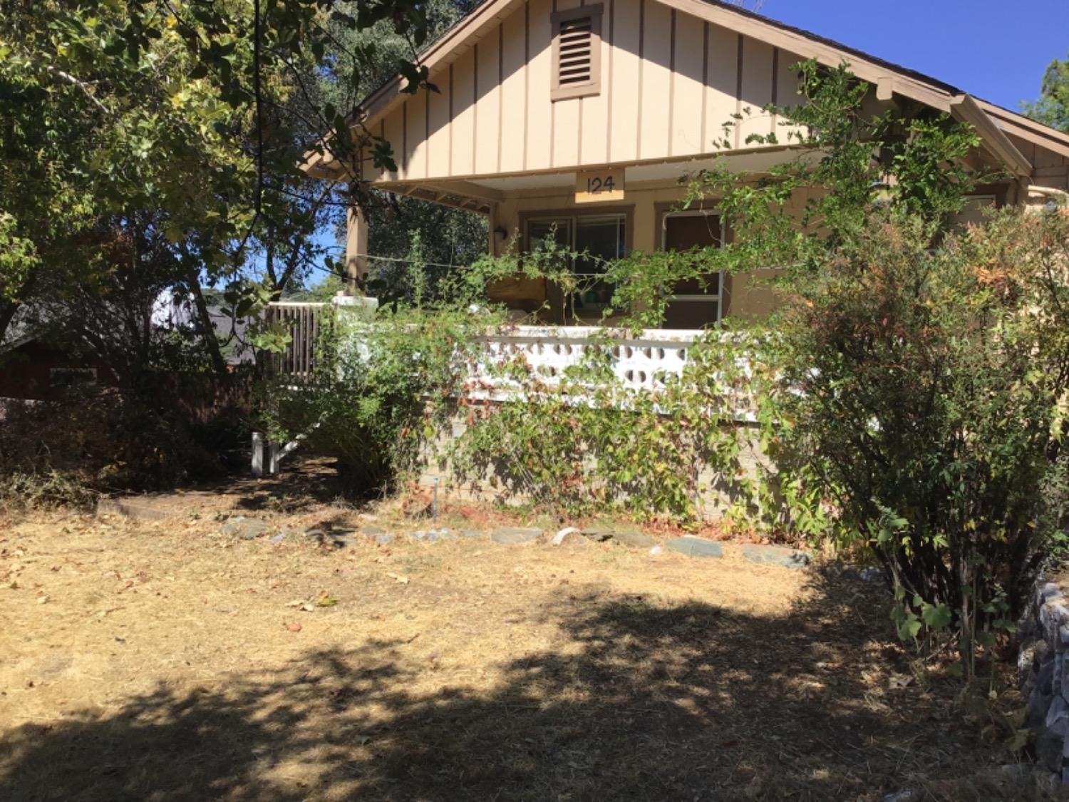 124 Tidwall St, Sonora, CA 95370 - See Est. Value, Schools & More