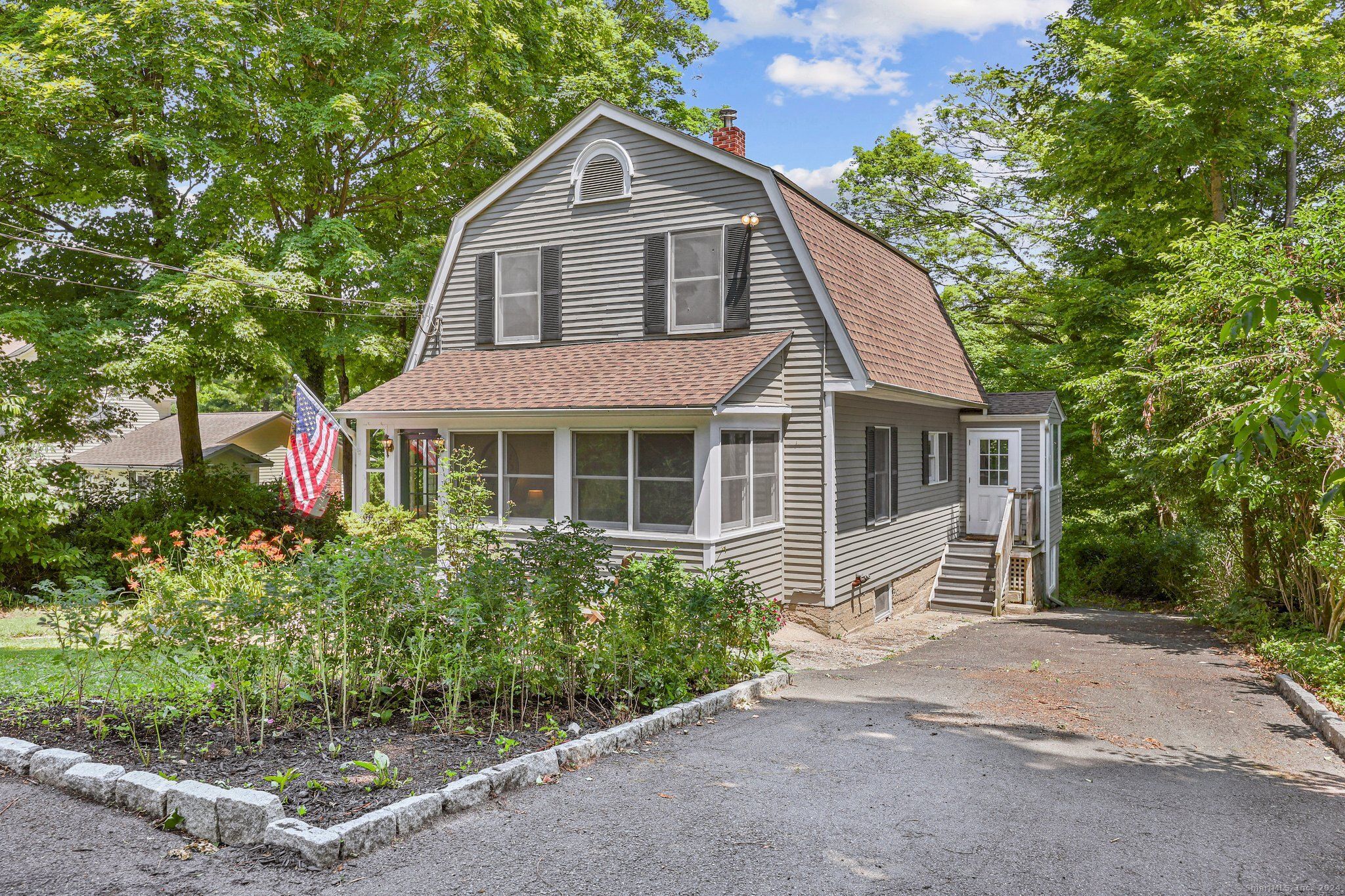 118 Ramapoo Road, Ridgefield, CT 06877 - See Est. Value, Schools & More
