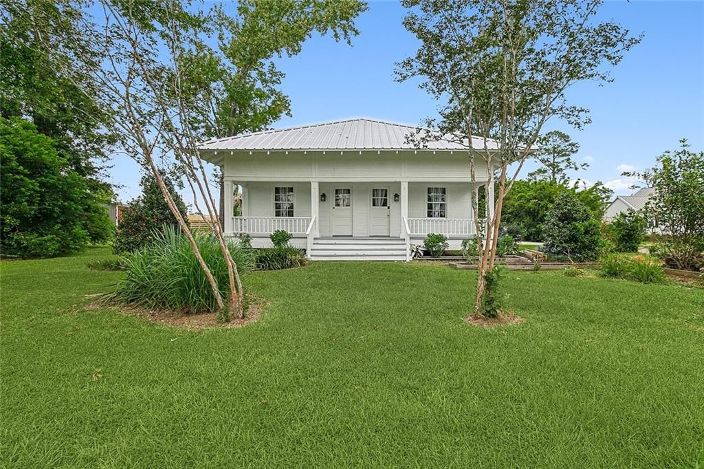 20480 Camille Dr, Springfield, LA 70462 - See Est. Value, Schools & More