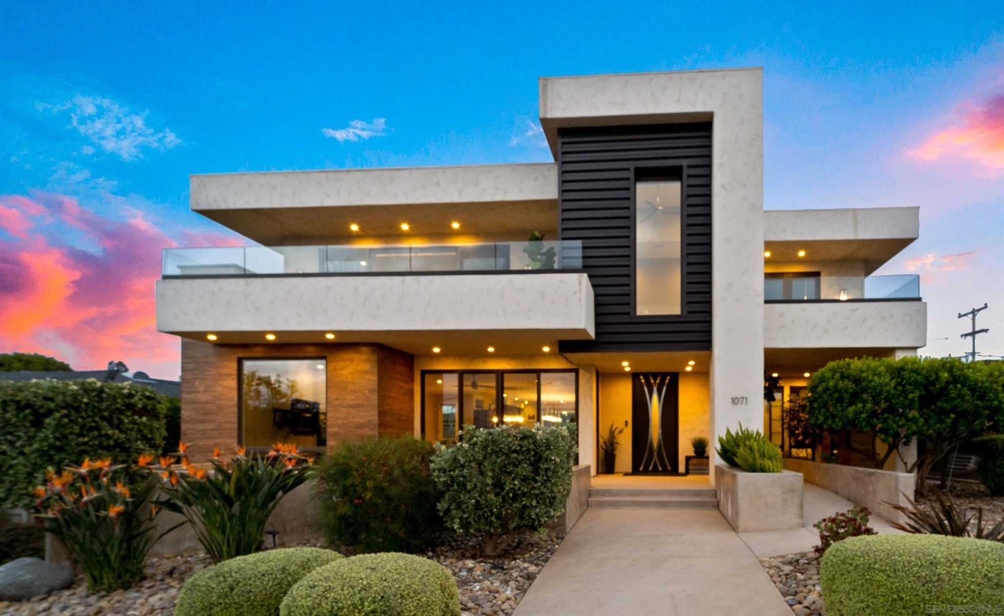 1071 Alexandria Dr, San Diego, CA 92107 - See Est. Value, Schools & More