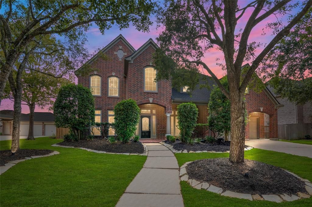 3334 Duke Ln, Friendswood, TX 77546 - See Est. Value, Schools & More