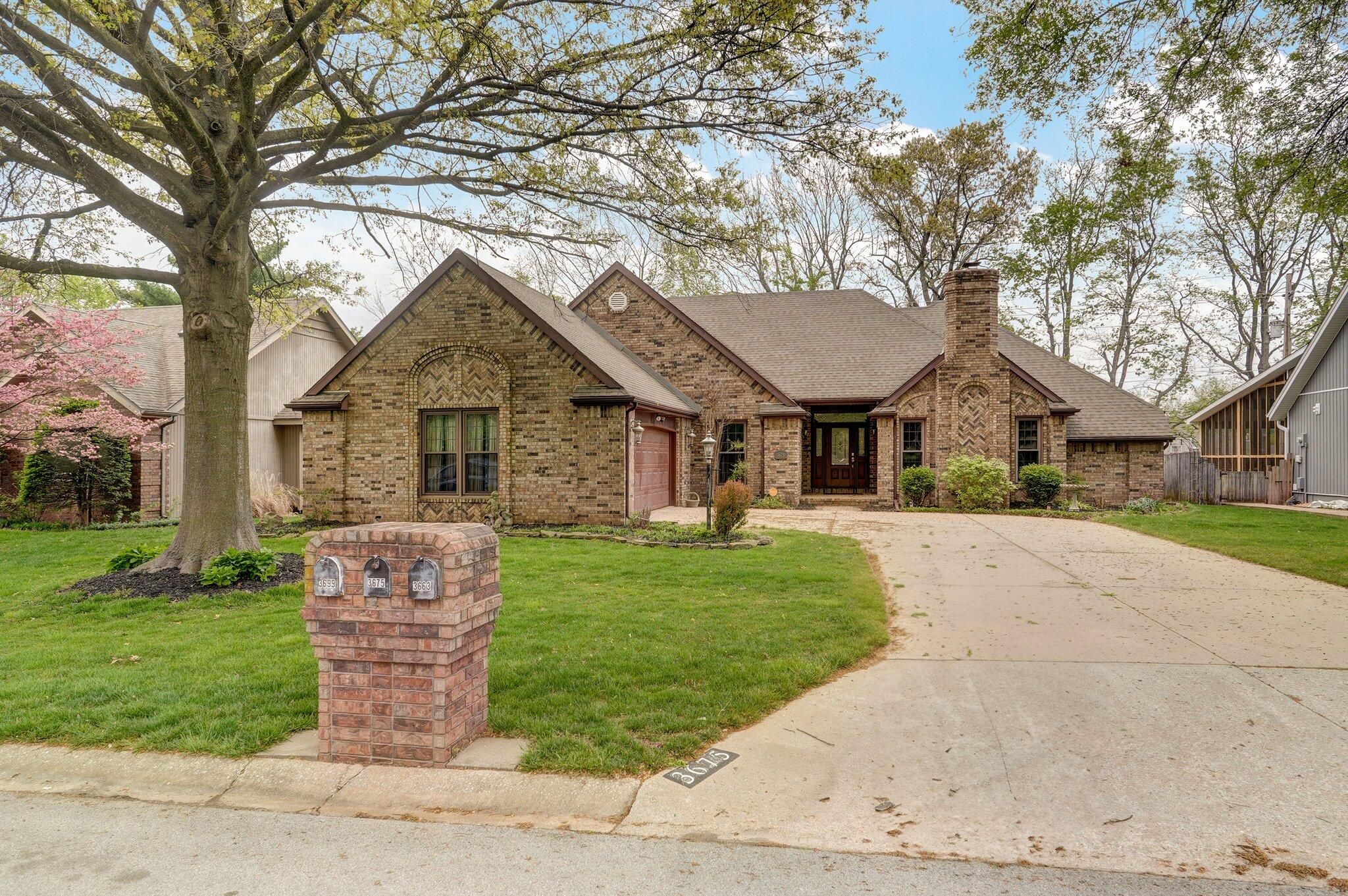 3675 W Sexton Street, Springfield, MO 65810 - See Est. Value, Schools ...