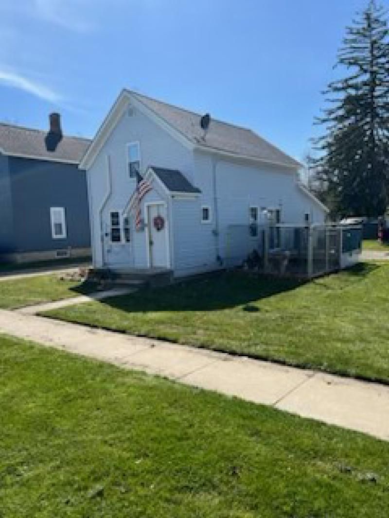 4567 Seeger St, Cass City, MI 48726 - See Est. Value, Schools & More