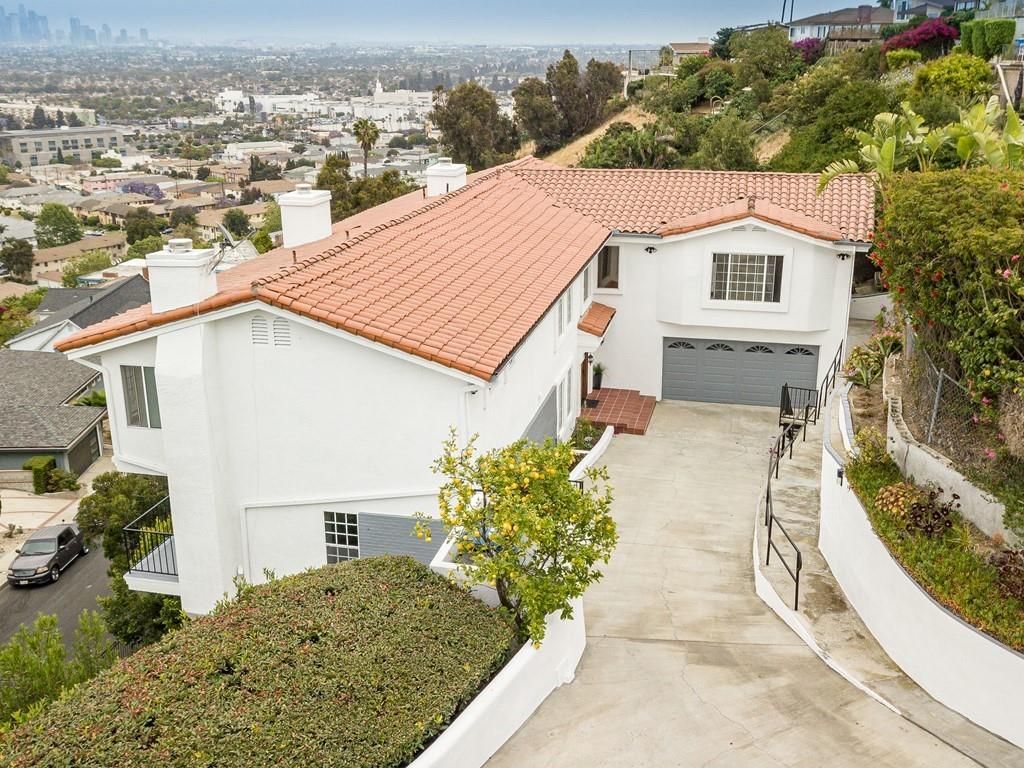 4241 Don Arellanes Dr, Los Angeles, CA 90008 - See Est. Value, Schools ...