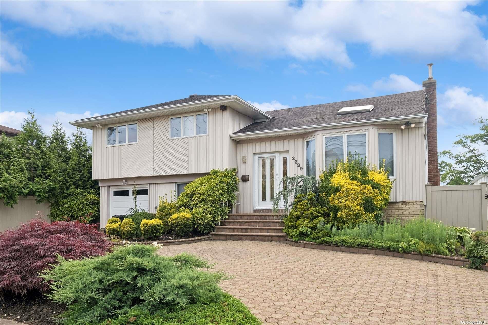 2239 Legion Street, Bellmore, NY 11710 - See Est. Value, Schools & More