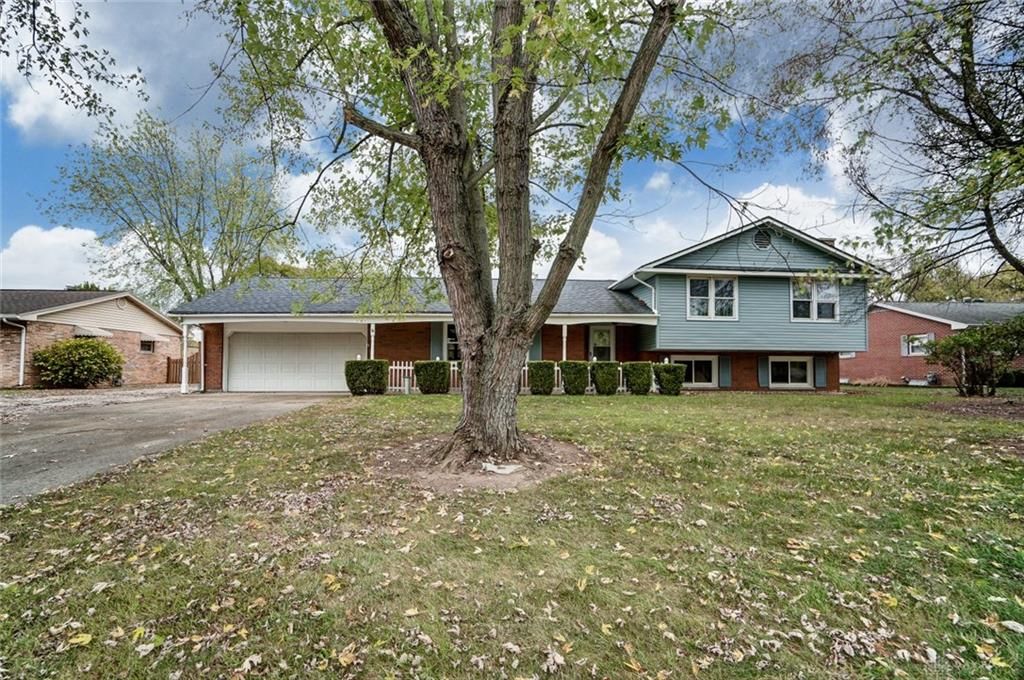 9192 Heritage Rd, Franklin, OH 45005 - See Est. Value, Schools & More