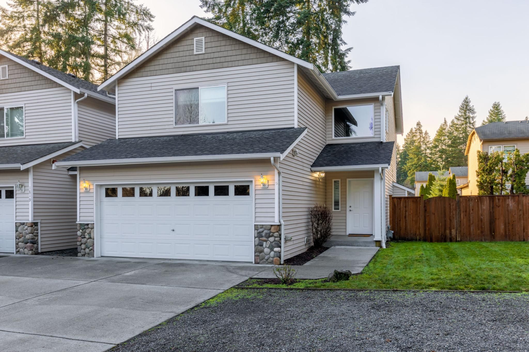 1819 Larch Way, Lynnwood, WA 98036 | Trulia