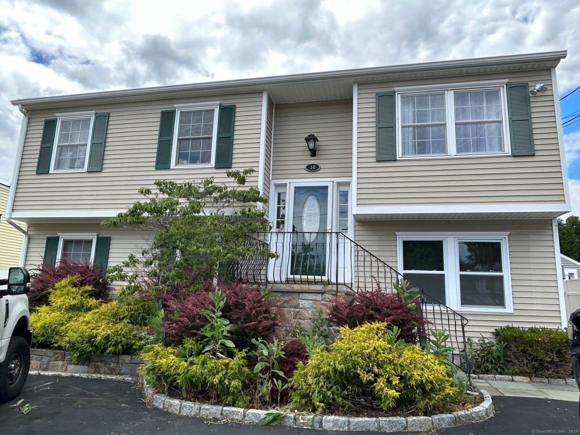 10 Noble Street, Stamford, CT 06902 - See Est. Value, Schools & More