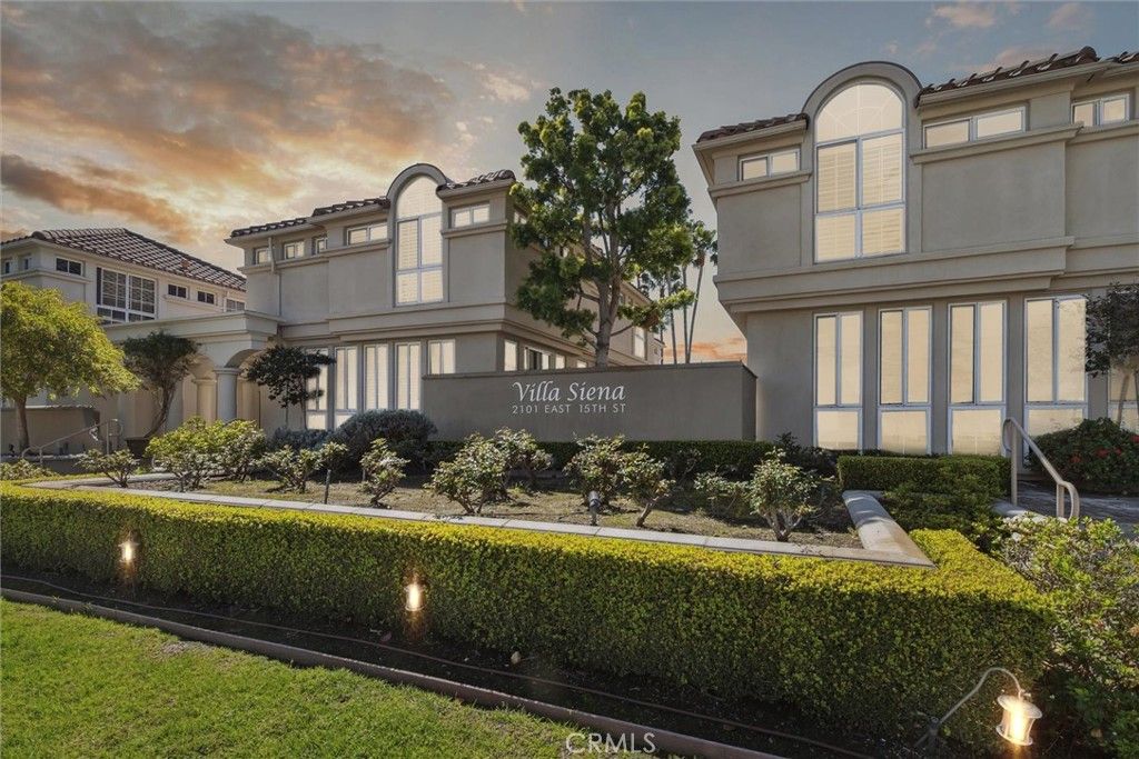 2101 E 15th St #7, Newport Beach, CA 92663 - See Est. Value, Schools & More