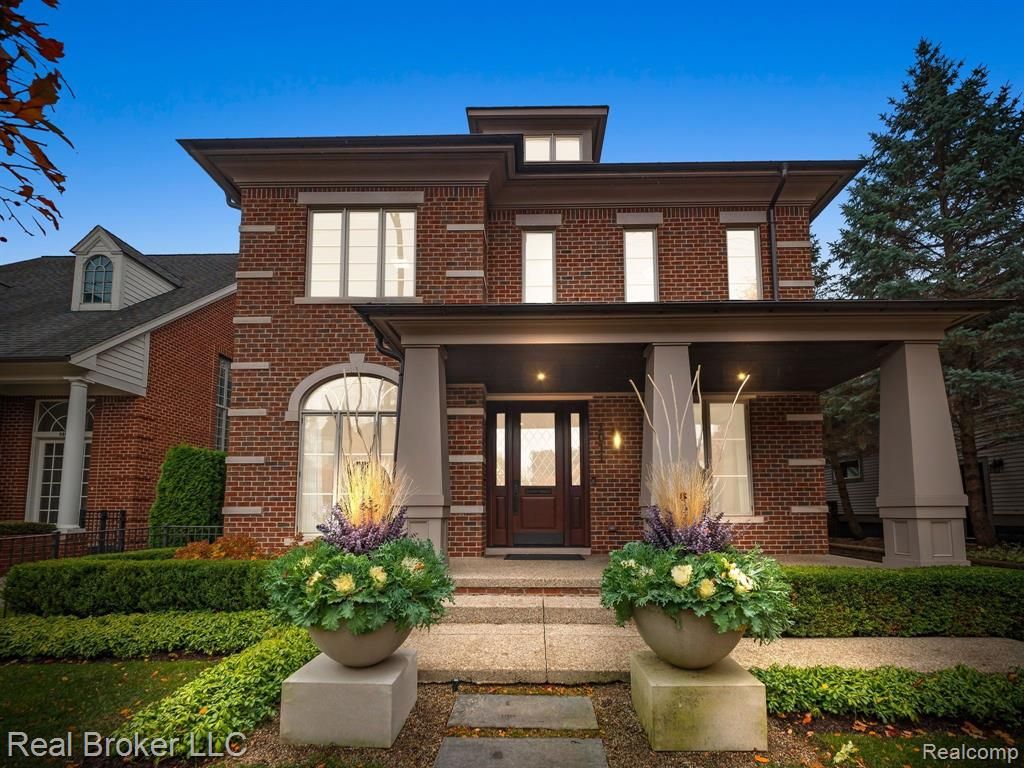 1011 Pierce St, Birmingham, MI 48009 | Trulia