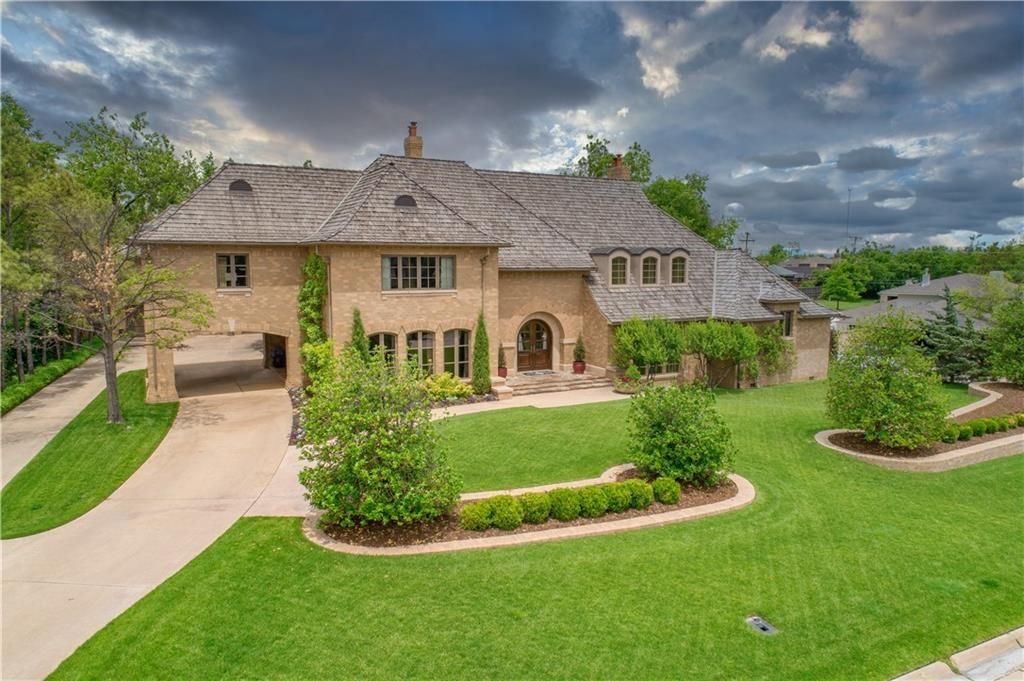 1203 Glenwood Ave, Nichols Hills, OK 73116 - See Est. Value, Schools & More