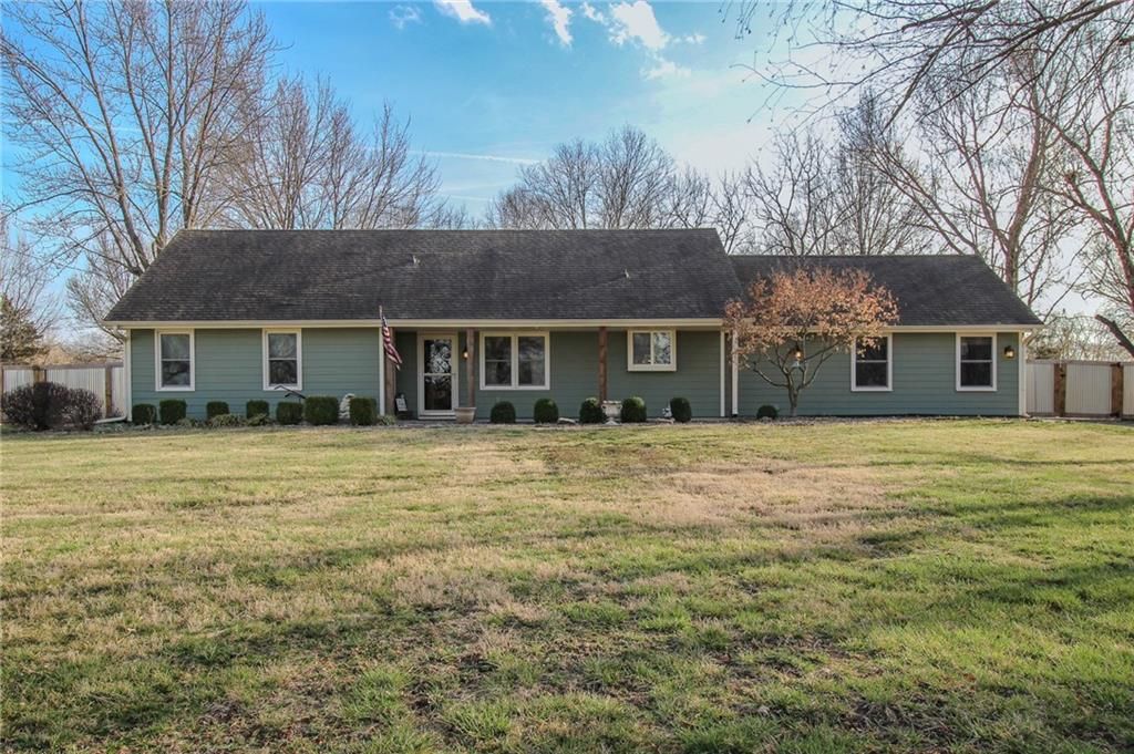 19011 E 181st St, Pleasant Hill, MO 64080 - See Est. Value, Schools & More