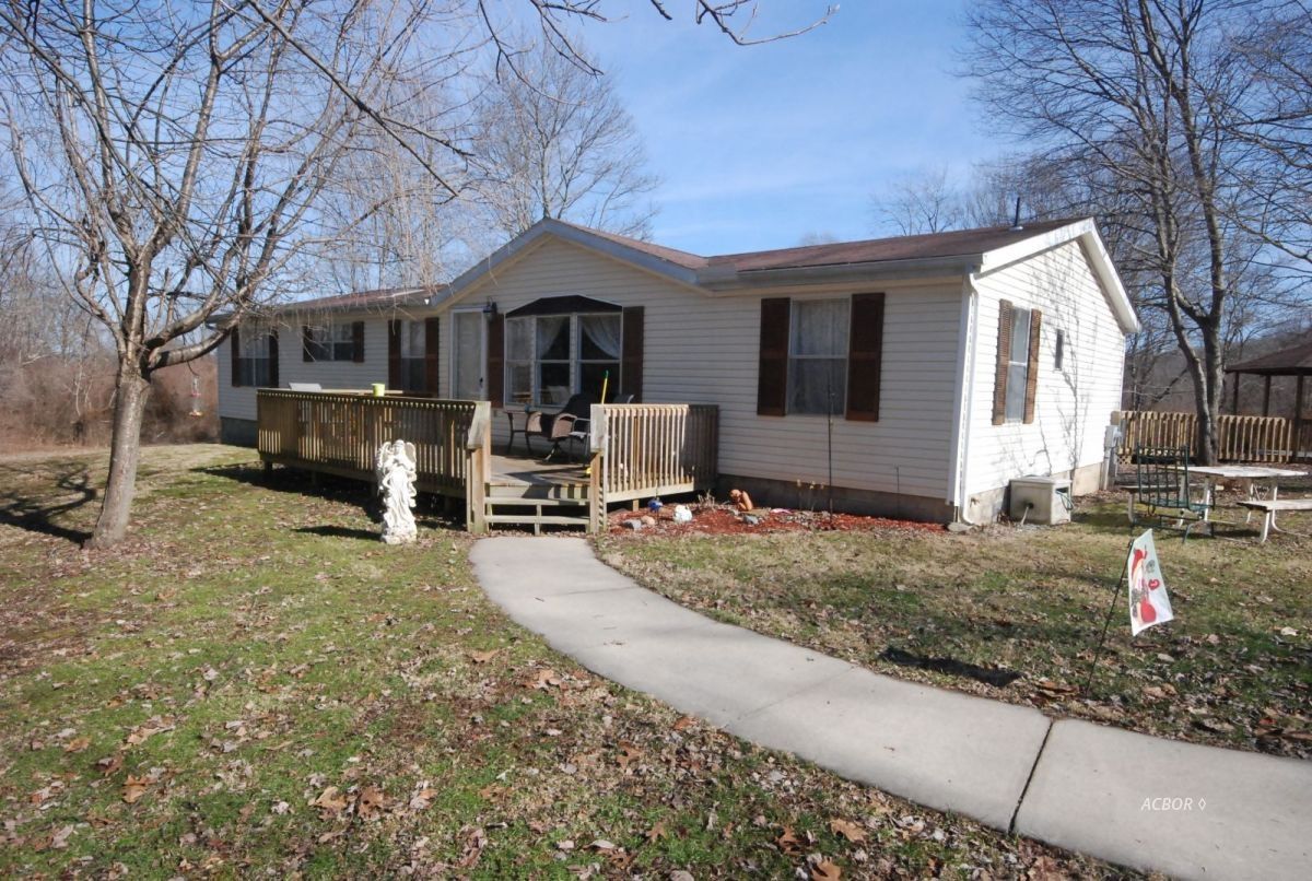 10590 State Route 682, The Plains, OH 45780 - See Est. Value, Schools ...