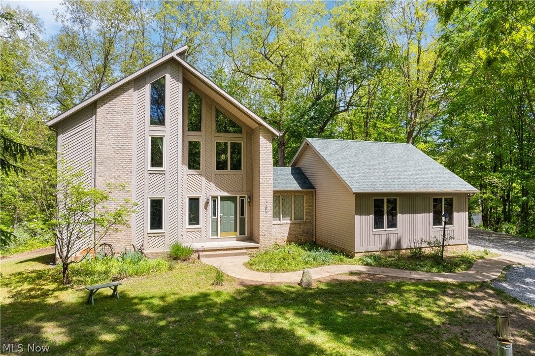 273 Stoner Rd, Clinton, OH 44216 - See Est. Value, Schools & More