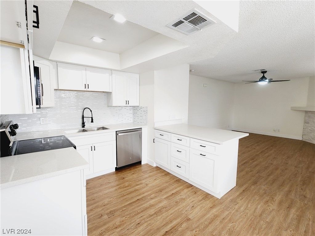 1333 Cinder Rock Dr #201, Las Vegas, NV 89128 - See Est. Value, Schools ...