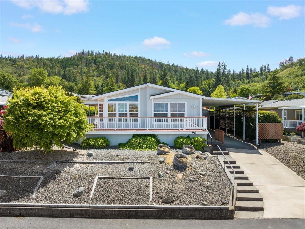 3955 S Stage Rd #90, Medford, OR 97501 - See Est. Value, Schools & More