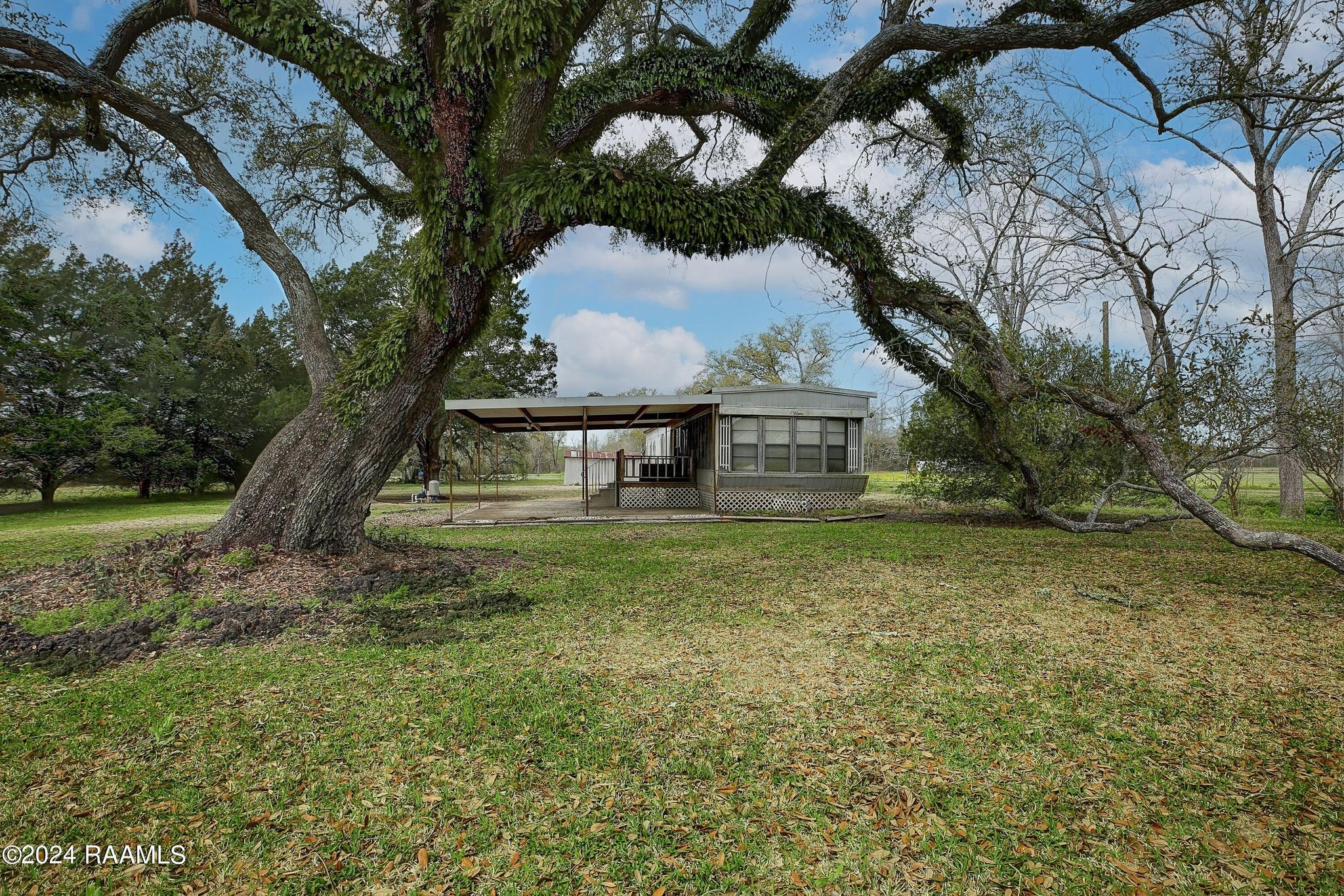 1010 Louis Lalande Dr, Breaux Bridge, LA 70517 - See Est. Value ...