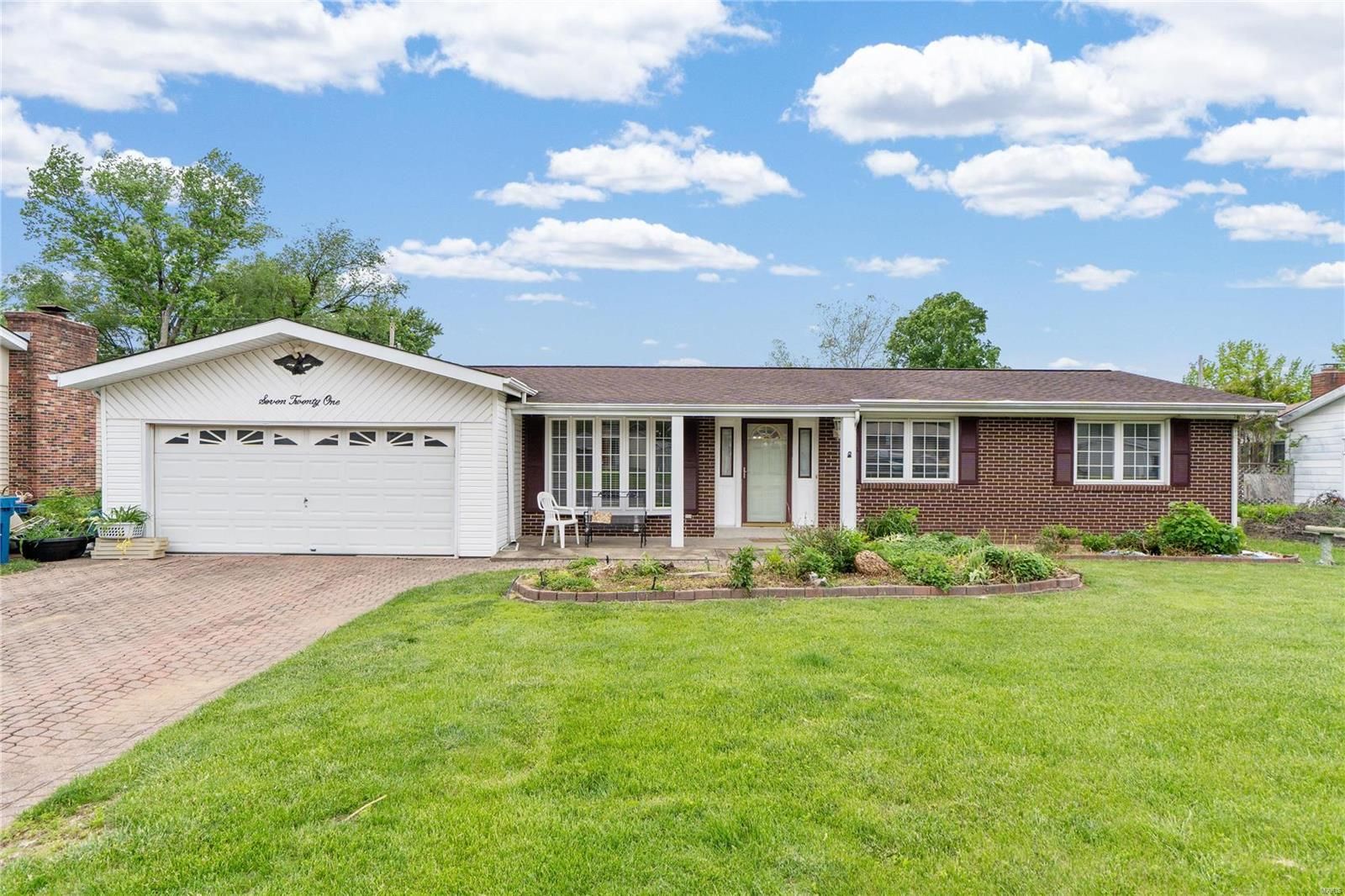 721 Maran Dr, Saint Charles, MO 63301 - See Est. Value, Schools & More