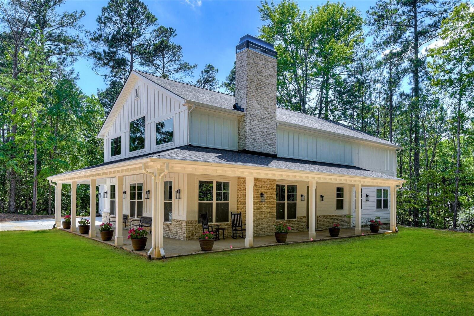 152 Cumberland Dr, Mc Cormick, SC 29835 - See Est. Value, Schools & More