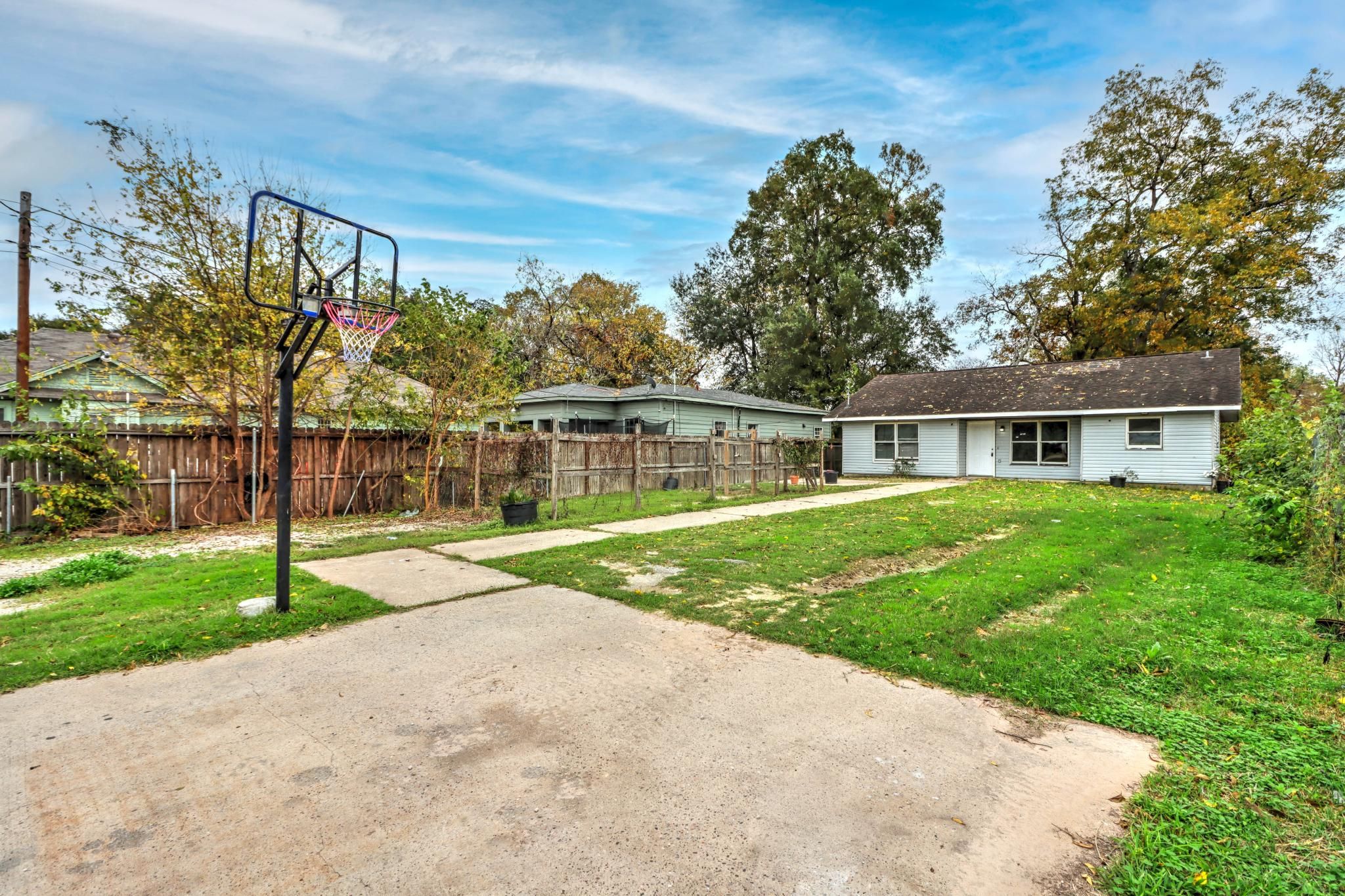 917 W Little York Rd, Houston, TX 77091 | Trulia