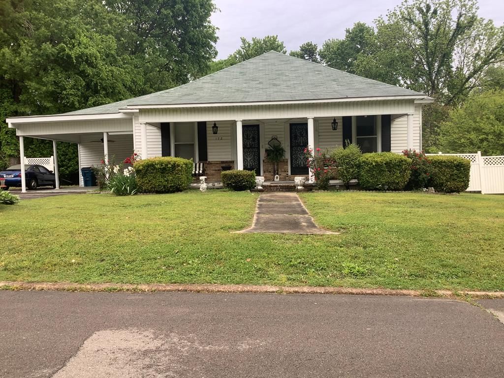172 Walnut Ave E, Mc Kenzie, TN 38201 - See Est. Value, Schools & More