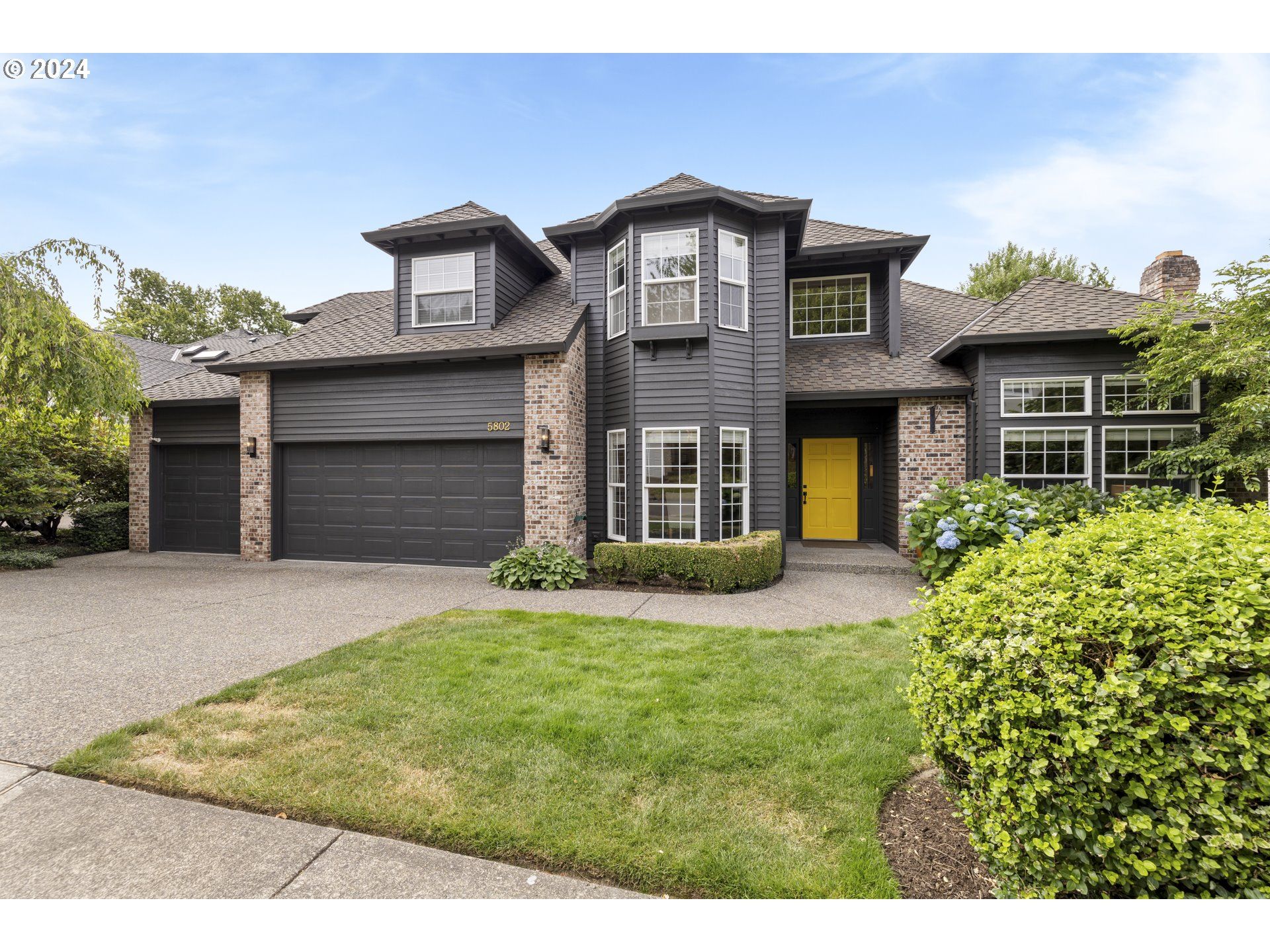 5802 Ridgetop Ct, Lake Oswego, OR 97035 - See Est. Value, Schools & More