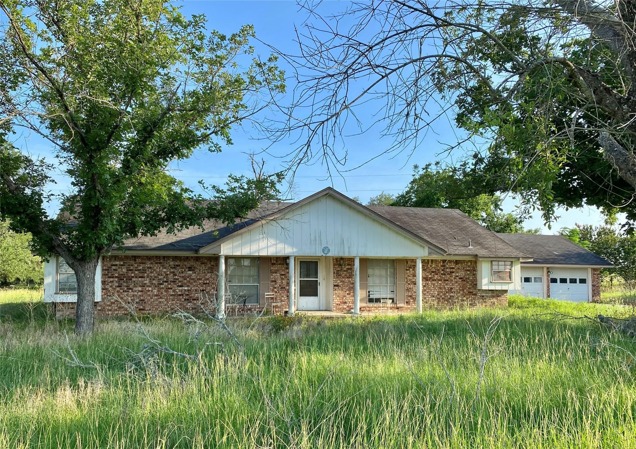 1578 County Road 135, Lincoln, TX 78948 | MLS# 92401937 | Trulia