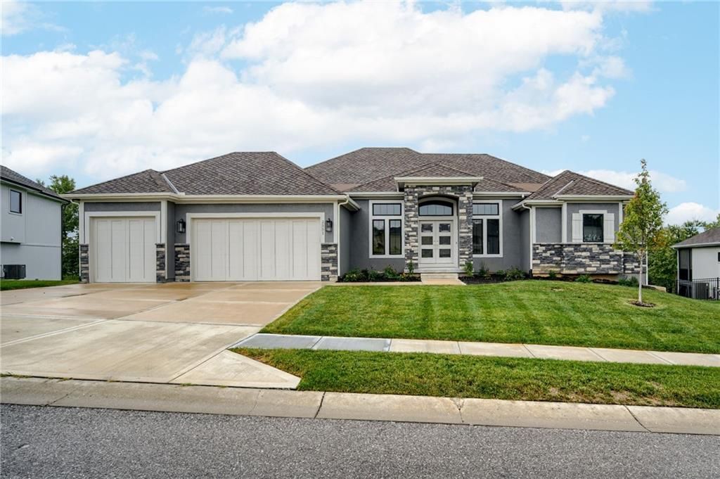 2551 NW Riverview Dr, Riverside, MO 64150 | MLS# 2346088 | Trulia