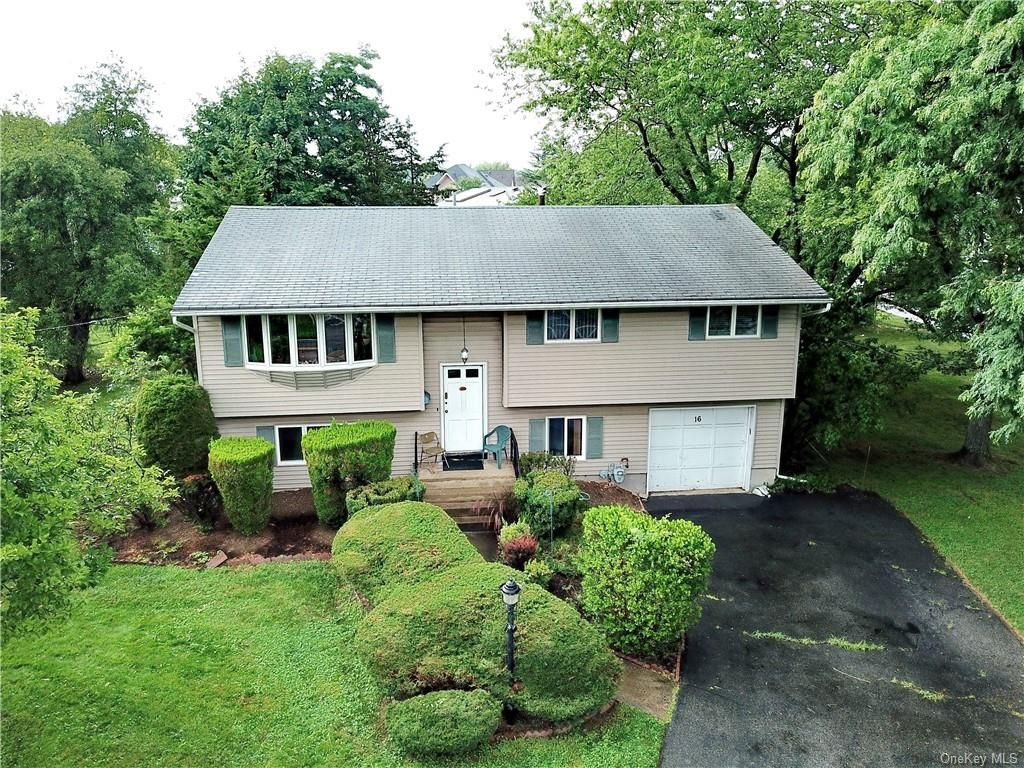 16 Carlton Rd, Monsey, NY 10952 - See Est. Value, Schools & More